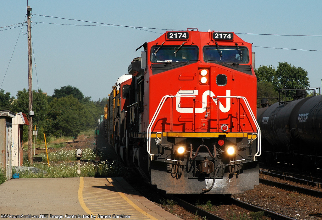 CN 382